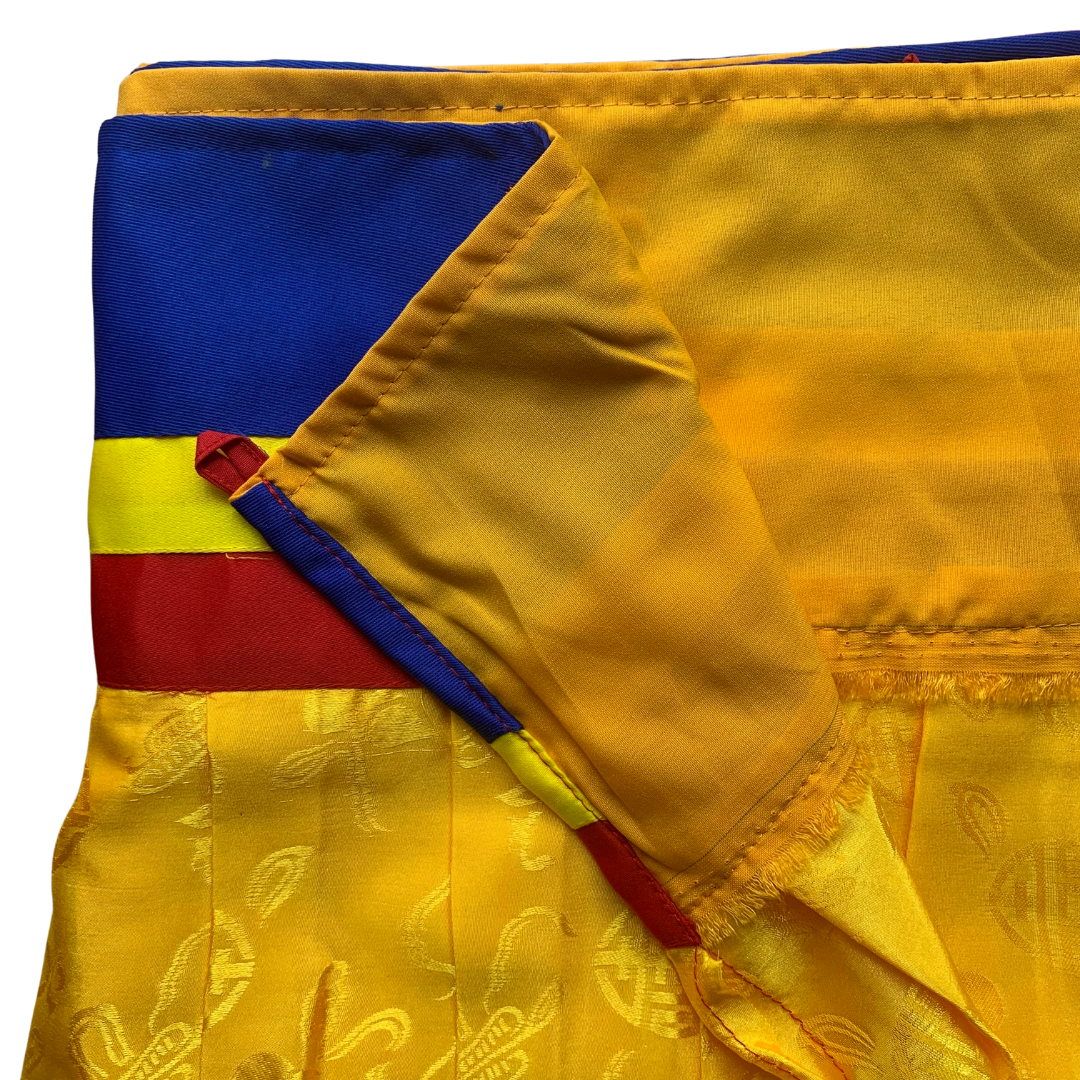 Shambu Eight Auspicious Symbol Ruffled Banner - 5 m – Tibetan Emporium